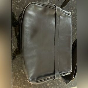 Hunting World | Bags | Hunting World Vintage Rare Shoulder Bag Black ...